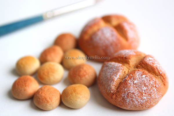 Yep, it's (miniature) Bread Time again!