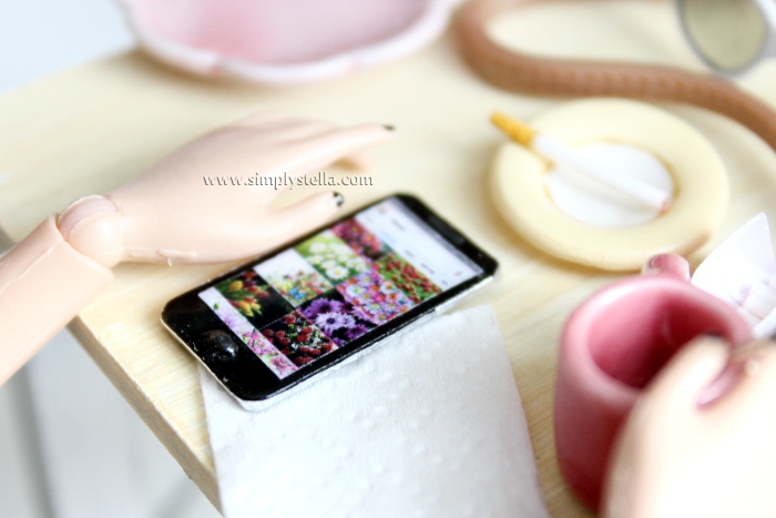 DIY Video Tutorial: Miniature Smartphone